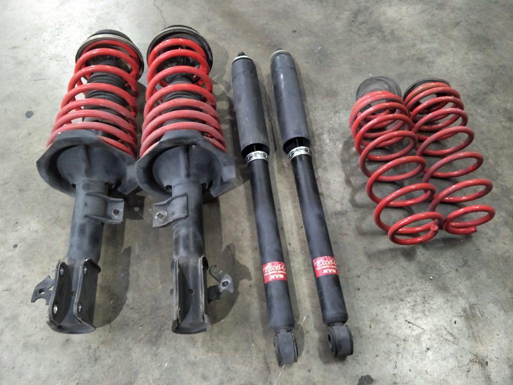 Suzuki Swift absorber set, Car Accessories, Accessories on Carousell
