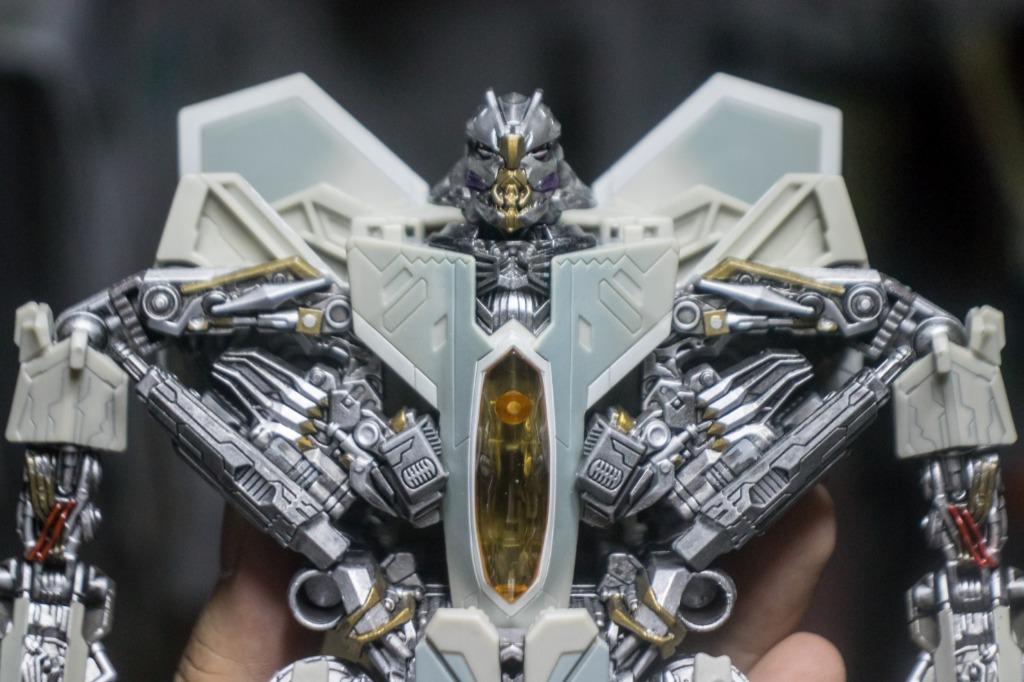 Transformers Studio Series 06 Starscream (Custom Repaint), Hobbies ...