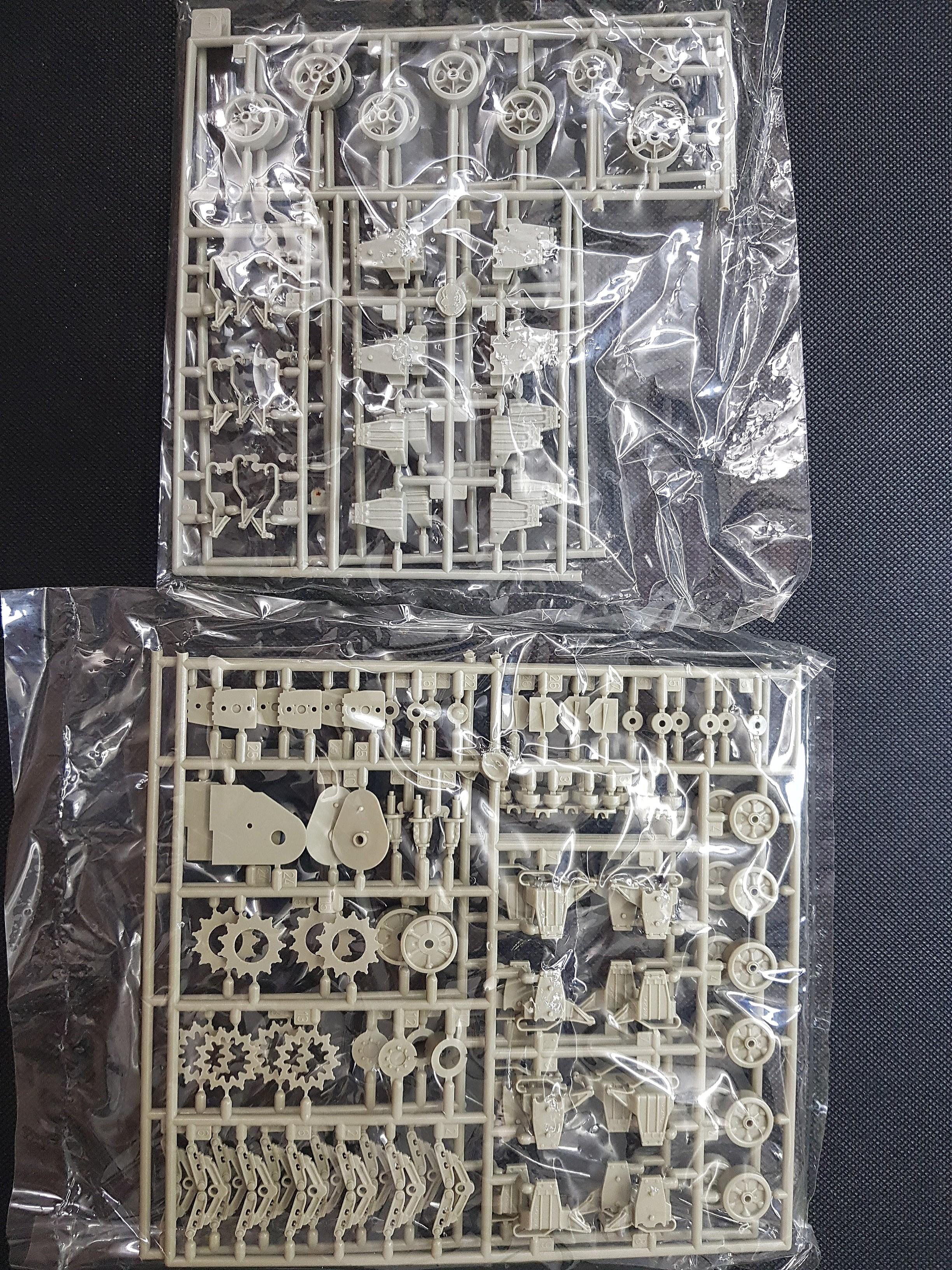 1/35 #6121 Dragon British/Commonwealth Medium Tank Sherman VC Firefly c ...