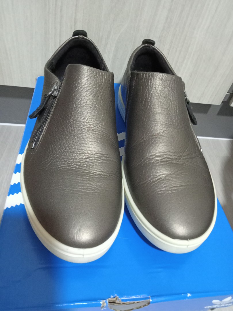 Ecco, Women's Fashion, Footwear, Sneakers on Carousell