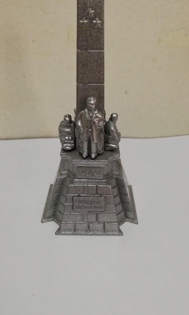 Jose Rizal Monument, Hobbies & Toys, Memorabilia & Collectibles ...