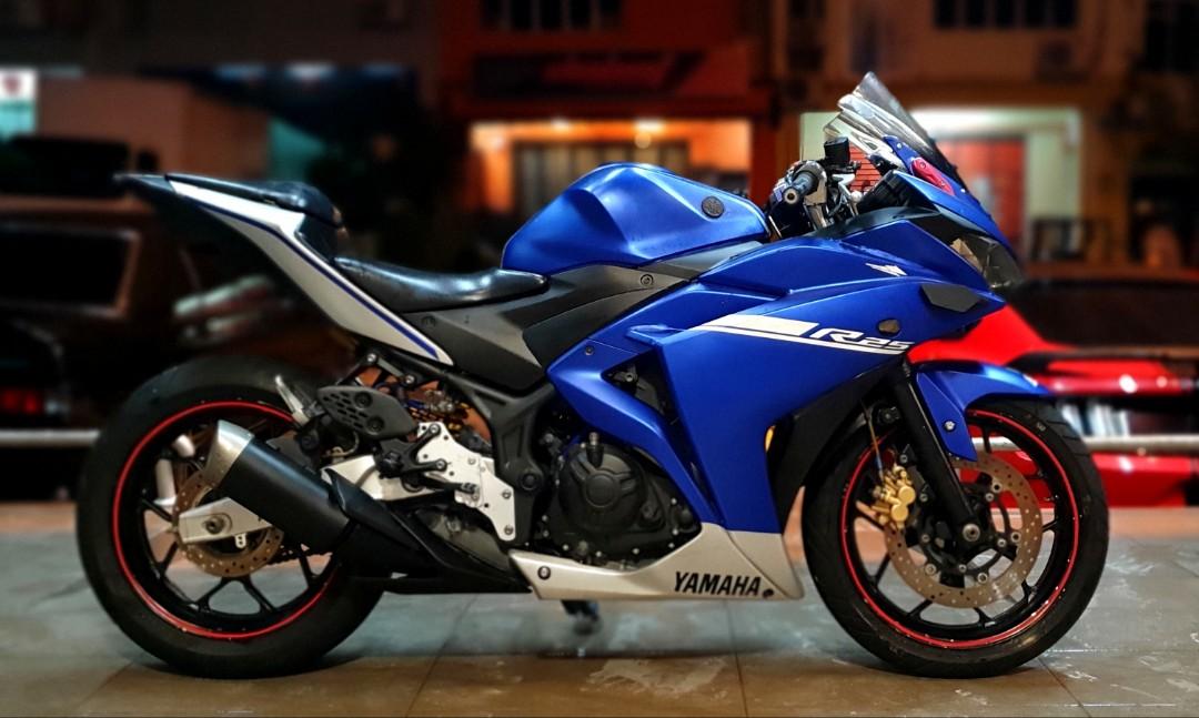 Yamaha R25 Matte Blue 2016 cantik, Motorbikes on Carousell