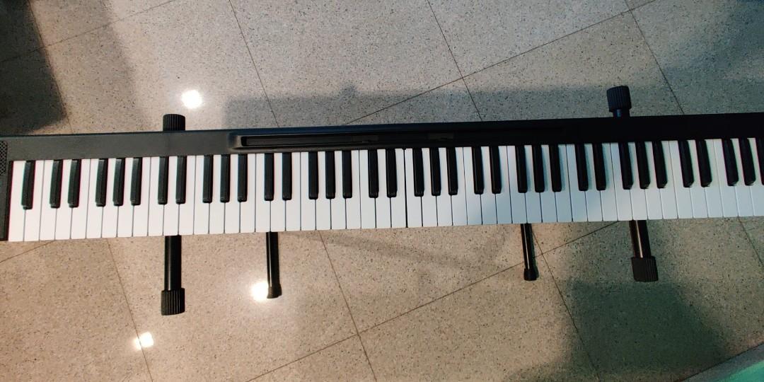 A foldable 88-key chargeable keyboard, Hobbies & Toys, Music & Media ...
