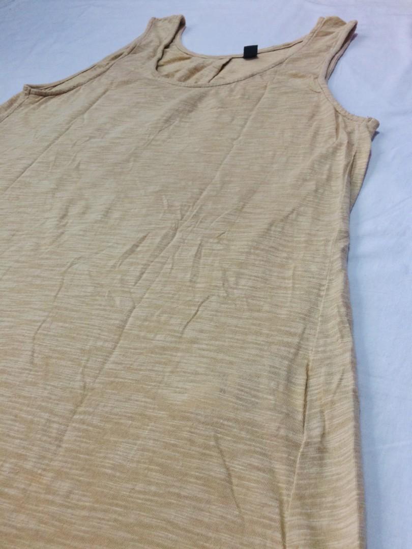 Beige Uniqlo Long Sando, Women's Fashion, Tops, Sleeveless on Carousell