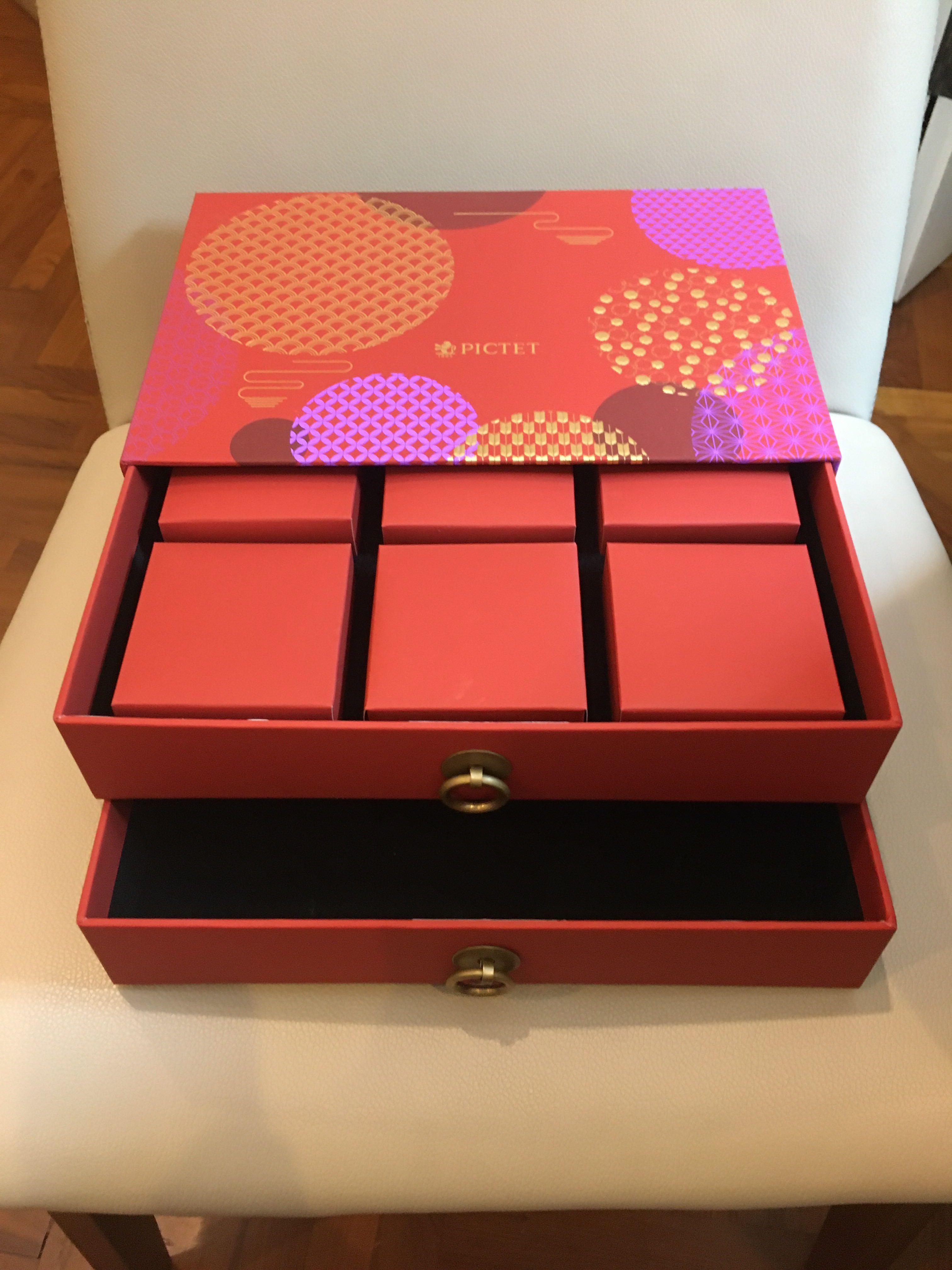 Mooncake Box with Drawers and Carrier Bag, Hobbies & Toys, Stationery ...