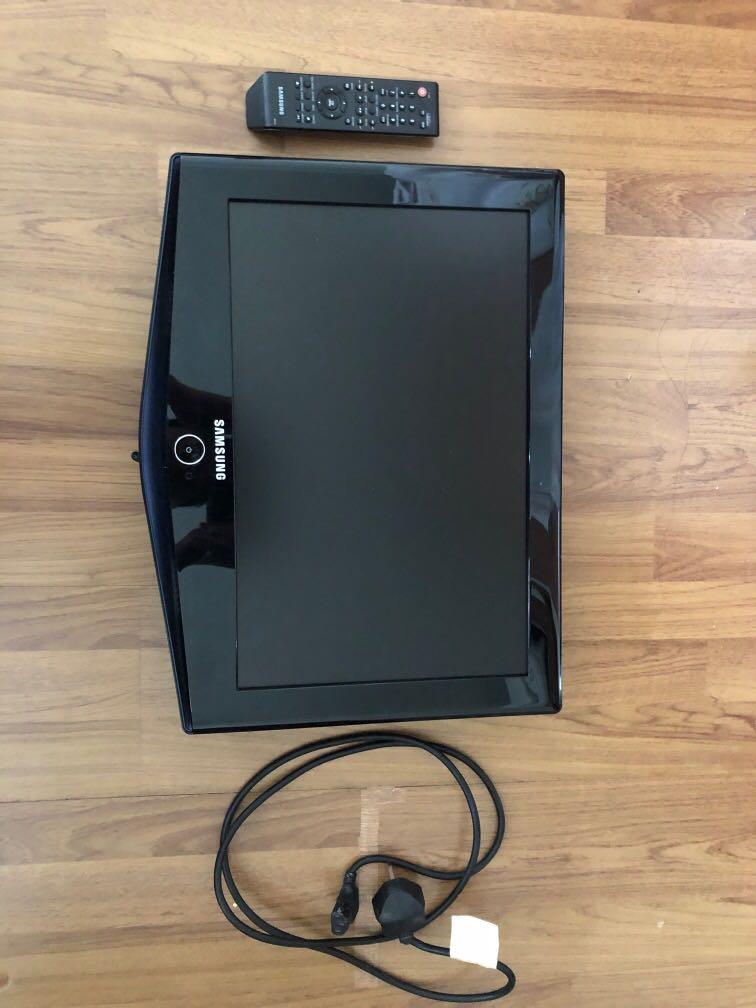 Samsung 19 inch television, TV & Home Appliances, TV & Entertainment ...