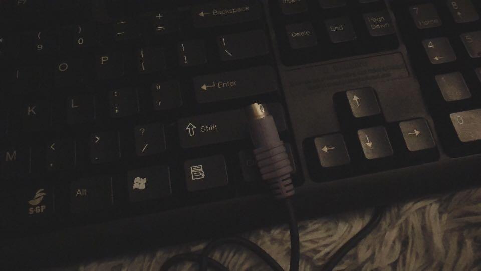 Samsung keyboard 6-pin-Mini-DIN, Computers & Tech, Parts & Accessories ...