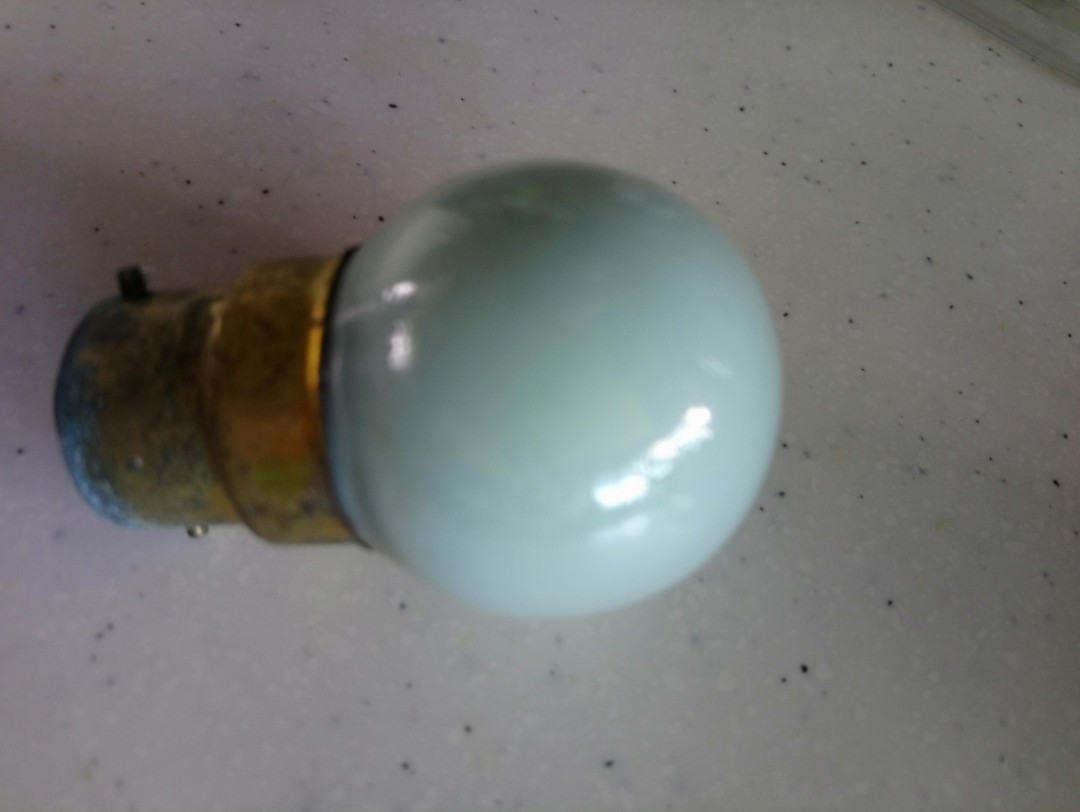 Vintage 2pin green bulb, Hobbies & Toys, Memorabilia & Collectibles ...