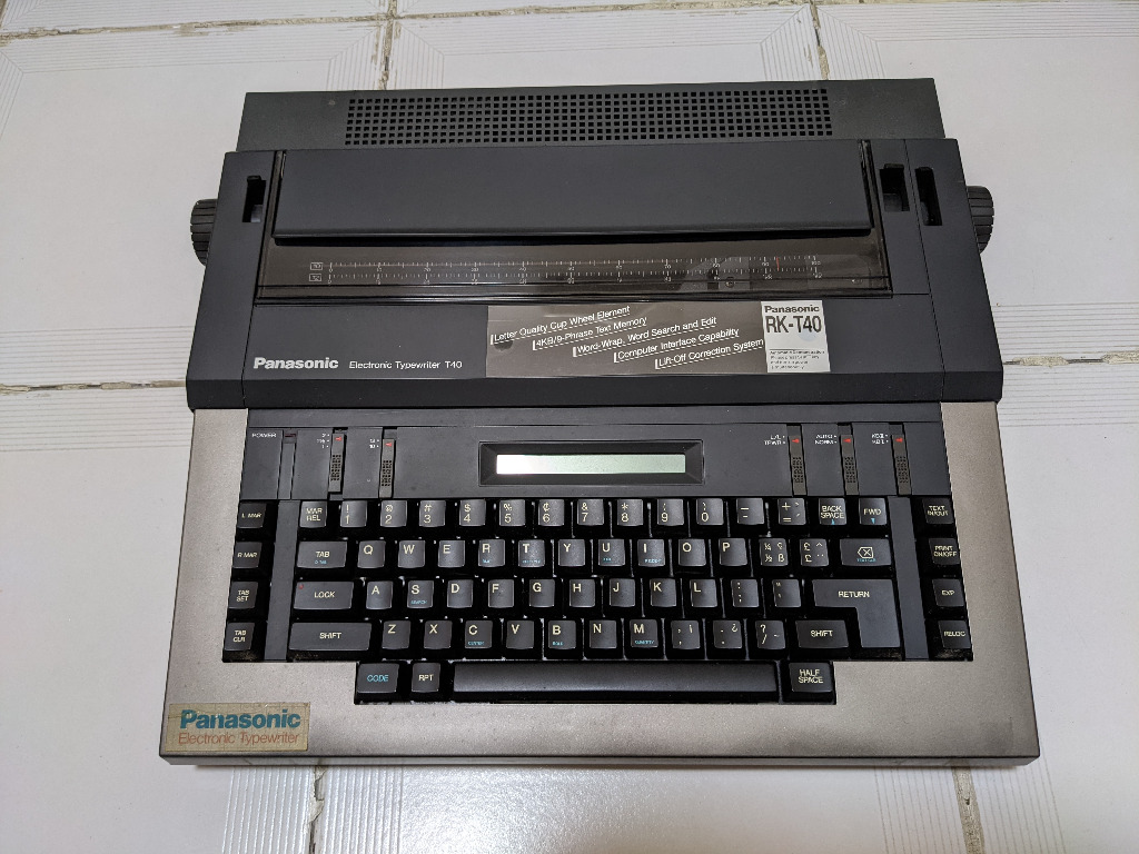 Vintage Panasonic Electronic Typewriter T40, Computers & Tech, Printers ...