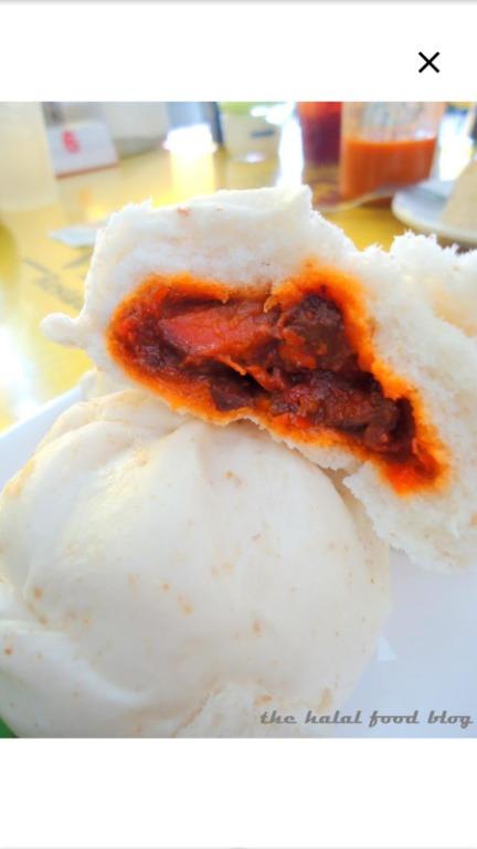 Big Chicken Pau/BBQ Pau/Lotus Pau/Red Bean Pau, Halal, Food & Drinks ...