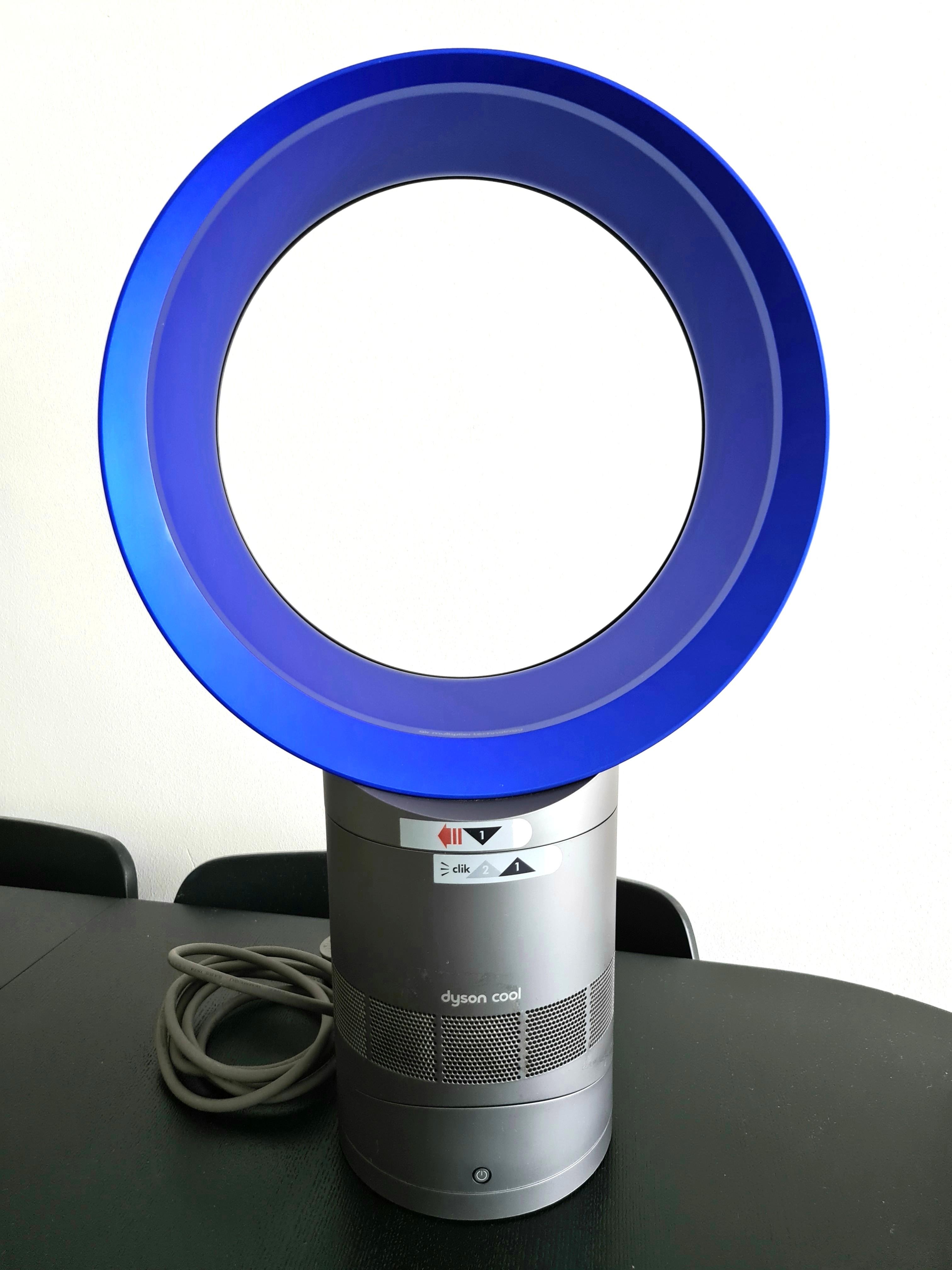 Dyson Fan, TV & Home Appliances, Air Conditioners & Heating on Carousell