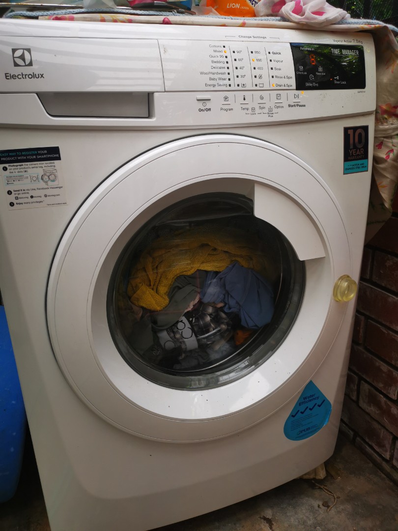 Electrolux ewf85743 7.5kg front load washing machine, TV & Home ...