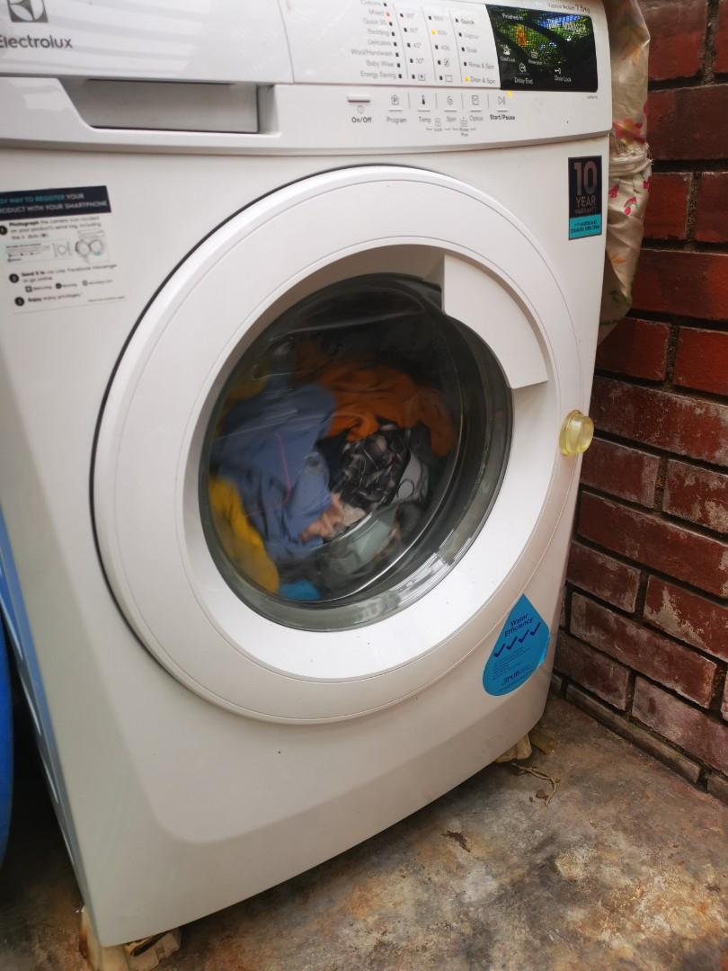 Electrolux ewf85743 7.5kg front load washing machine, TV & Home ...