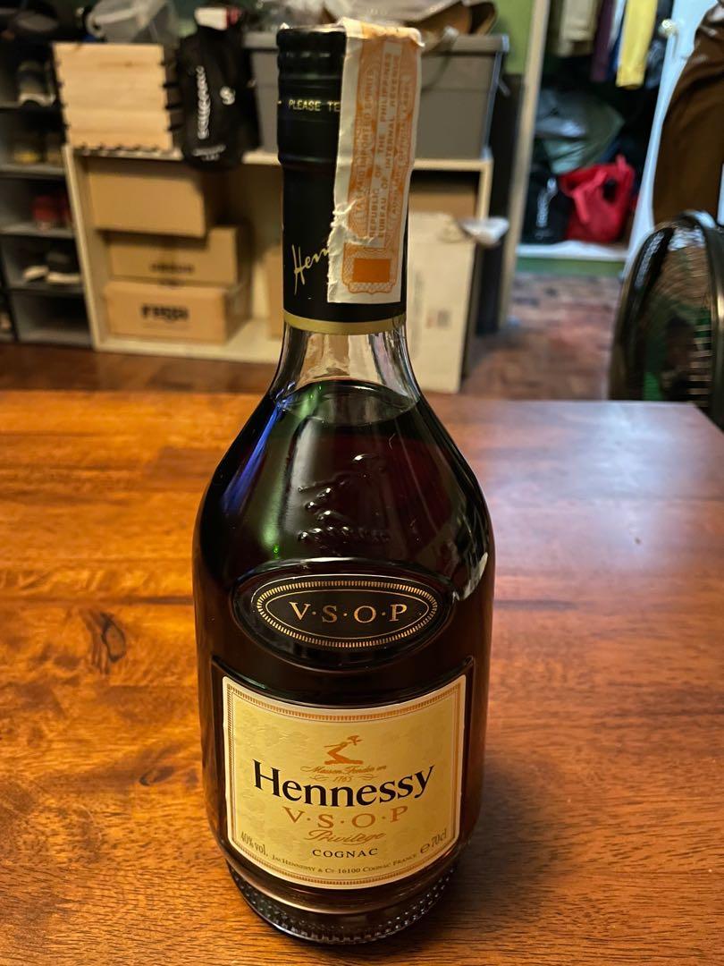 Hennessy VSOP 700mL, Food & Drinks, Beverages on Carousell