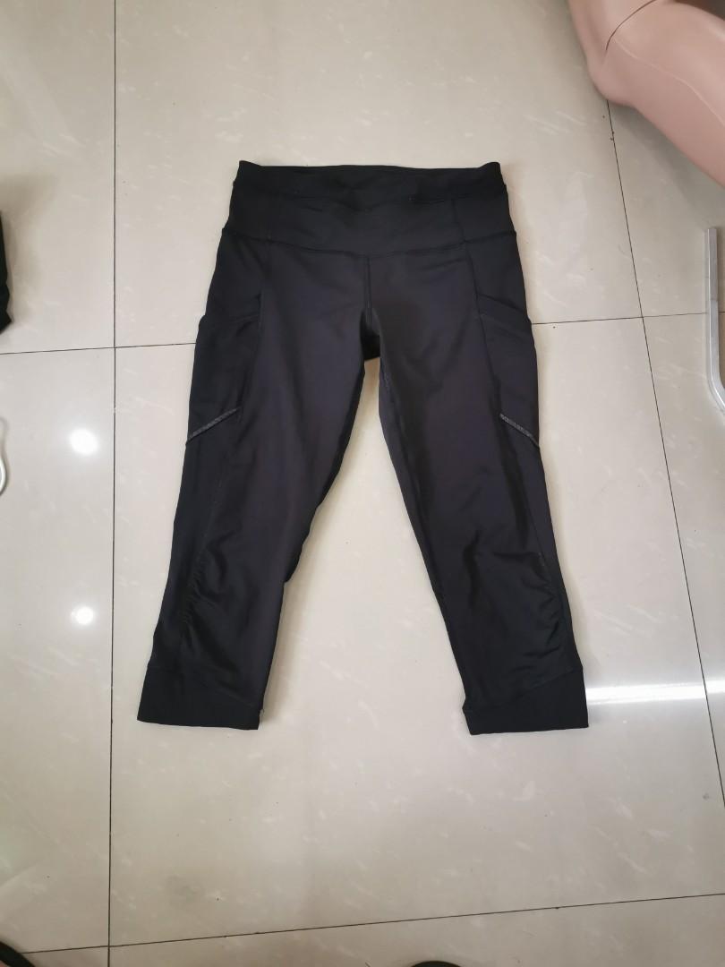 Lululemon compression capri, Women's Fashion, Activewear on Carousell