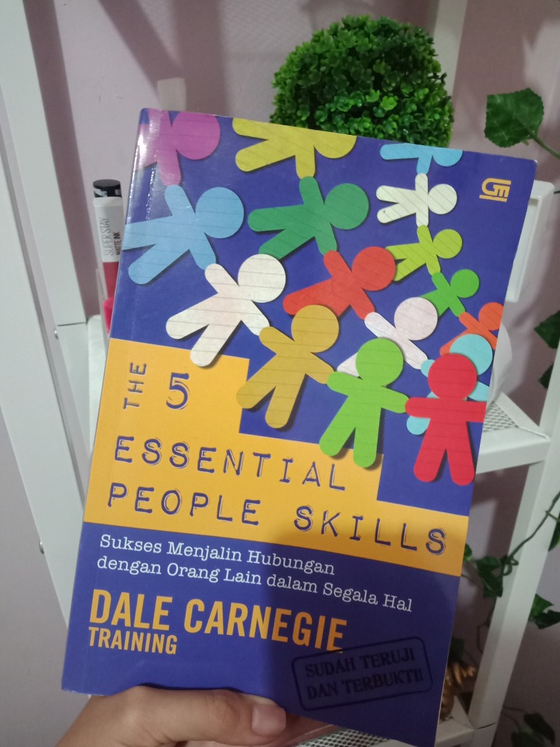 THE 5 ESSENTIAL PEOPLE SKILLS 003, Buku & Alat Tulis, Majalah & Lainnya ...