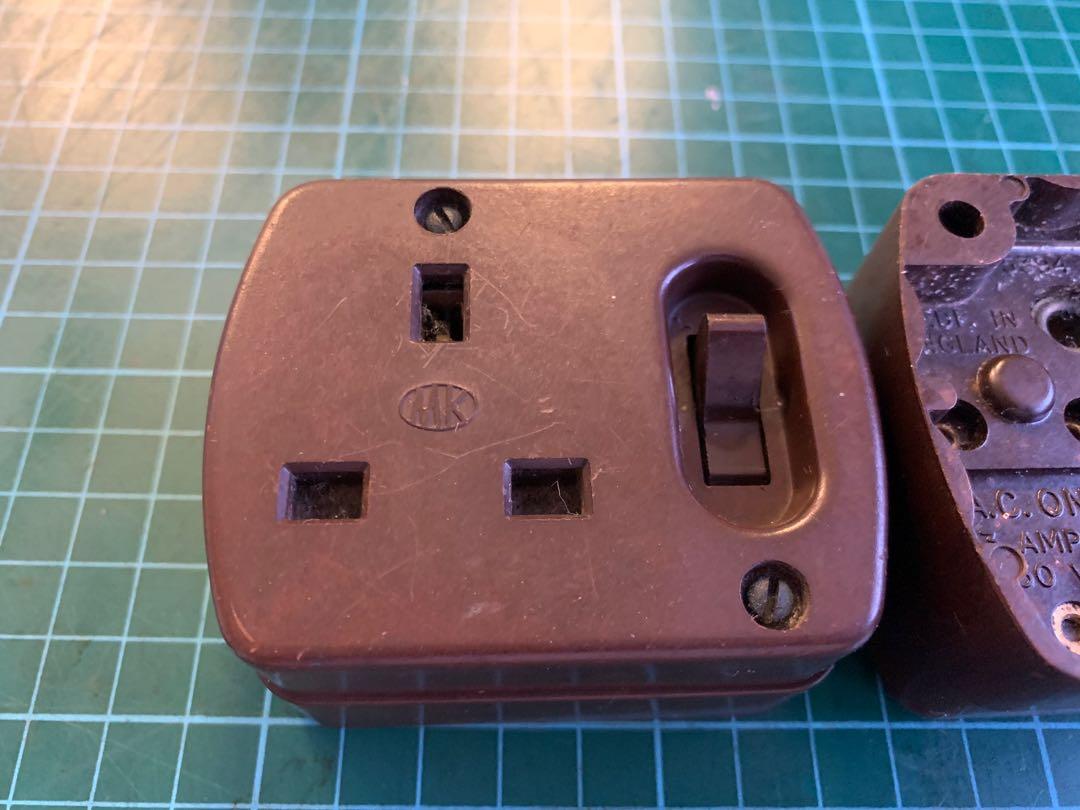 Vintage MK Bakelite Socket, Hobbies & Toys, Memorabilia & Collectibles ...