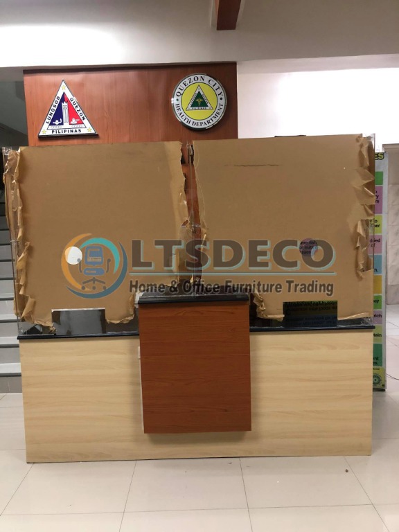 CUSTOMIZED RECEPTION TABLE WITH ACRYLIC SHEILD BARIER OFFICE PARTITIONS ...