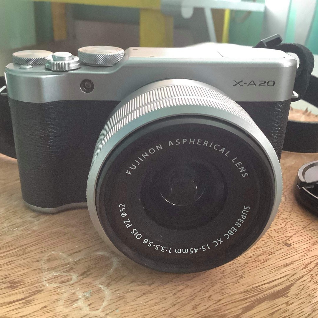 Fujifilm X-A20 Mirrorless Camera, Photography, Cameras on Carousell