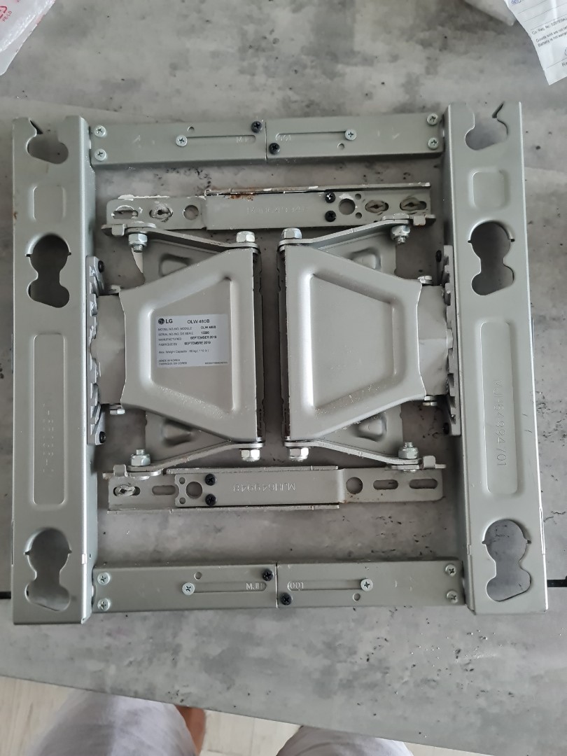 LG TV swivel mount OLW480B, TV & Home Appliances, TV & Entertainment ...