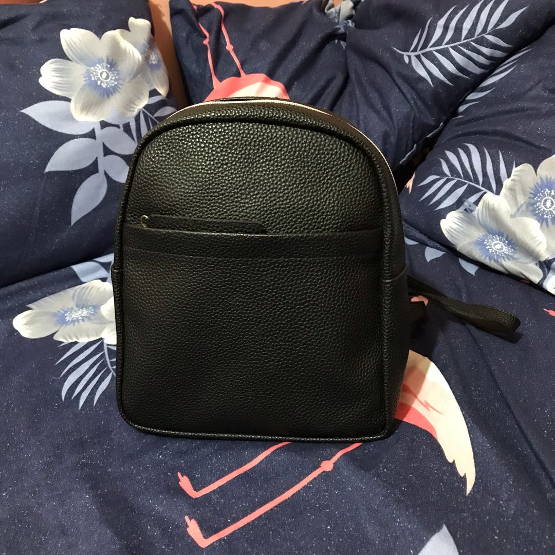 Minimalist Leather Backpack Small, Women's Fashion, Bags & Wallets ...