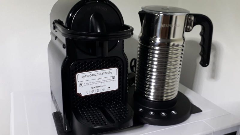 Nespresso coffee maker and milk foam maker, TV & Home Appliances ...
