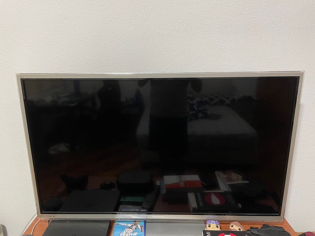 Panasonic TV 47 inch, TV & Home Appliances, TV & Entertainment, TV on ...