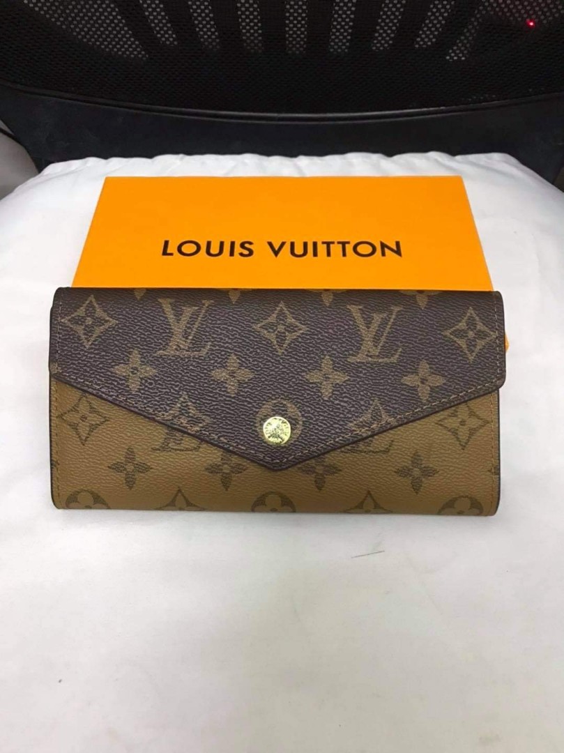 Wd box LV long wallet untouched, Women's Fashion, Bags & Wallets ...