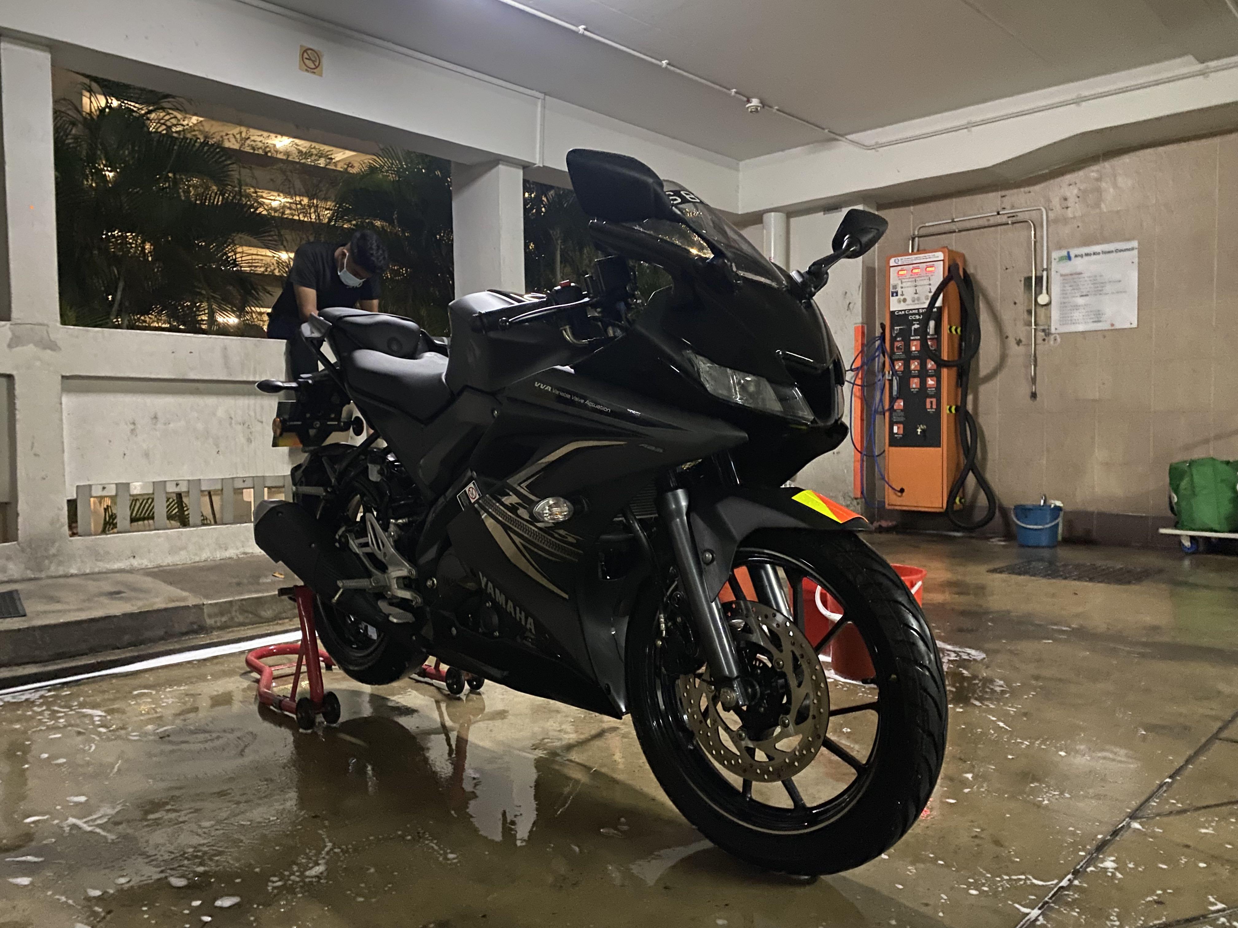 Yamaha R15 V3 Bike Wash / Motorcycle Detailing, Motorcycles, Motorcycle ...