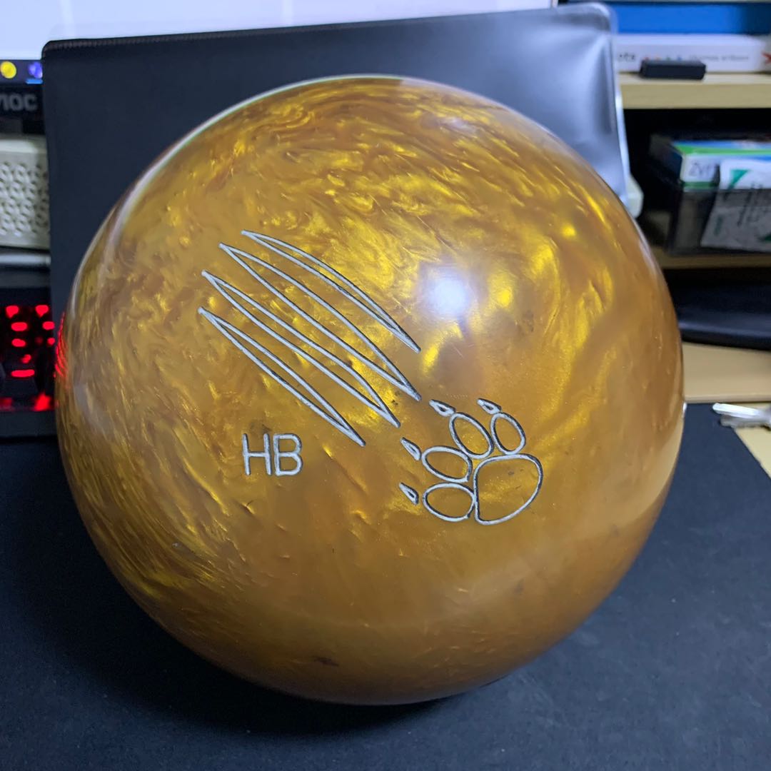 14lbs Honey Badger 900 Global Bowling Ball, Sports Equipment, Sports ...