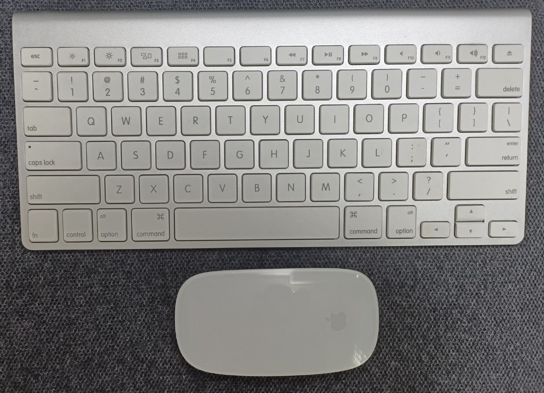apple keyboard and mouse(wireless), Computers & Tech, Parts ...