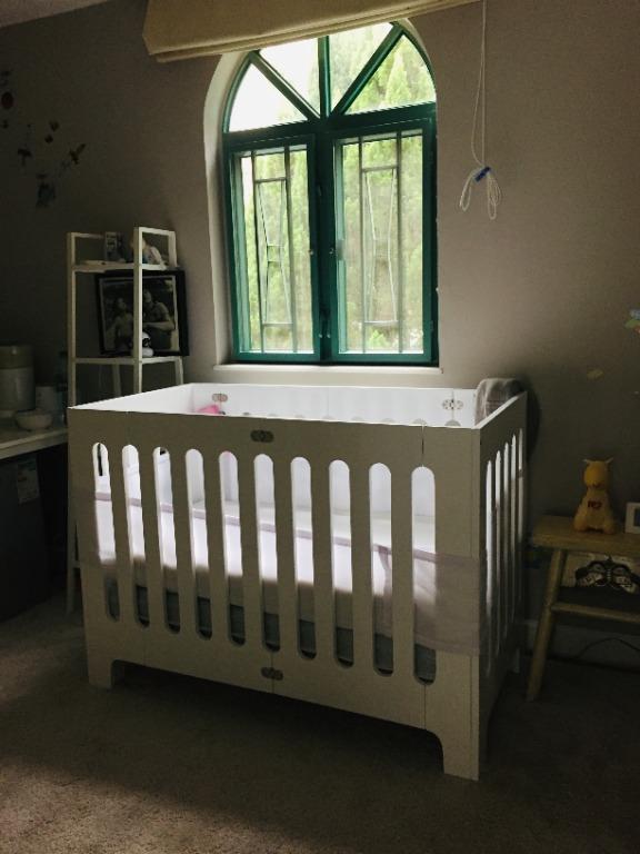 Bloom Alma Papa Foldable Cot with Lockable Roller Wheels, Babies & Kids ...