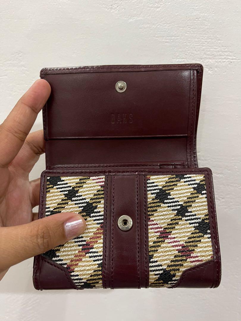 DAKS SHORT TRIFOLD WALLET, Women's Fashion, Bags & Wallets, Wallets ...