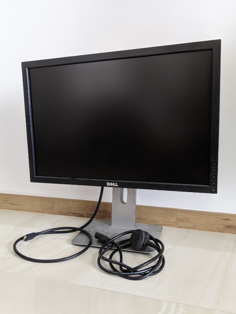 Dell P2210 22" Monitor with Stand, Computers & Tech, Parts ...
