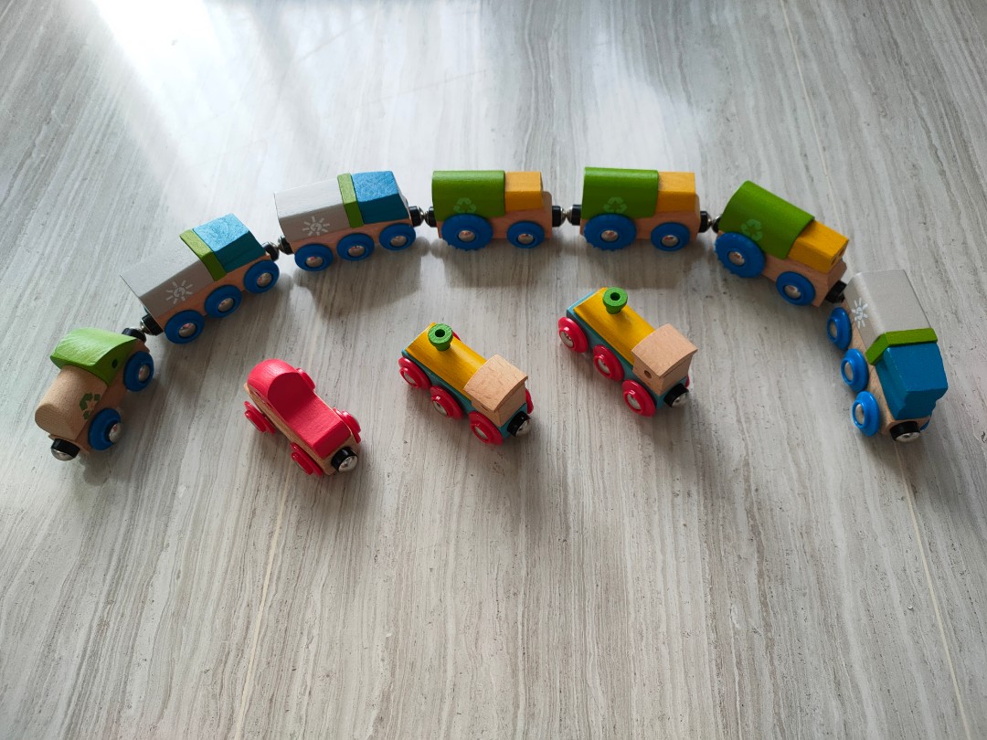 EVEREARTH Trains, Hobbies & Toys, Toys & Games on Carousell