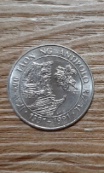 Ika-400 Taon ng Antipolo Rizal 1591-1991 Old Philippine 1 Peso Coin, Hobbies & Toys, Memorabilia ...