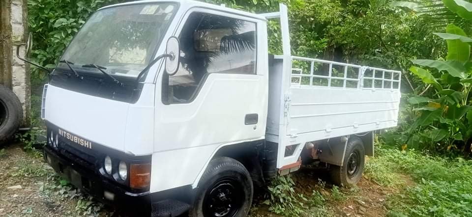 Mitsubishi drop side elf, Special Vehicles, Heavy Vehicles on Carousell