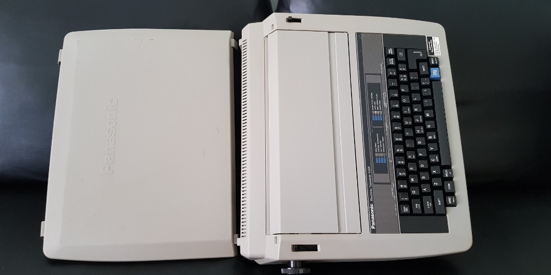 Panasonic Electronic Typewriter KX-R305, Everything Else on Carousell