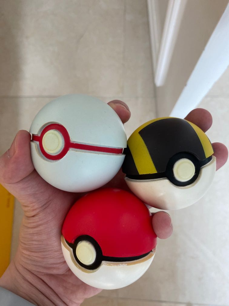 寶可夢 Pokémon Pokeball soft foam toy, 興趣及遊戲, 玩具 & 遊戲類 - Carousell