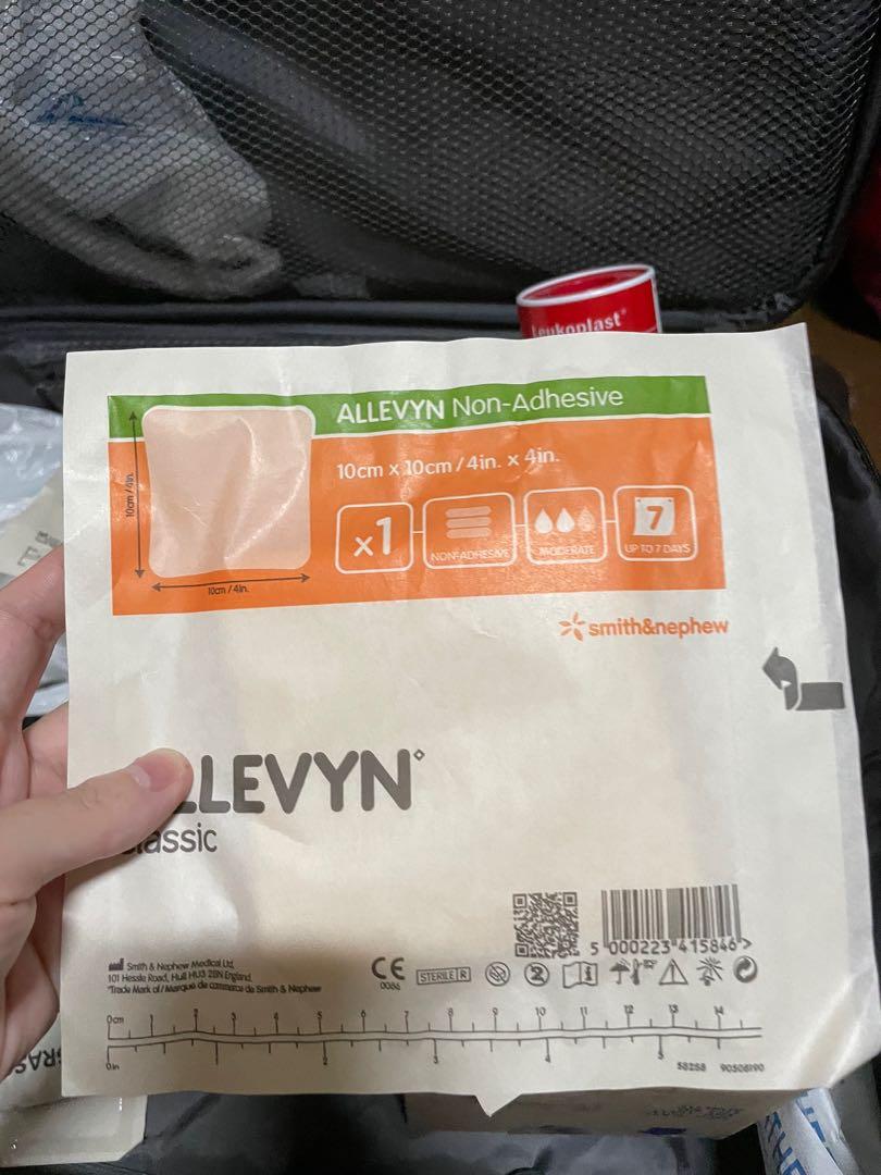 Allevyn non adhesive 4x4 , Health & Nutrition, Medical Supplies & Tools ...