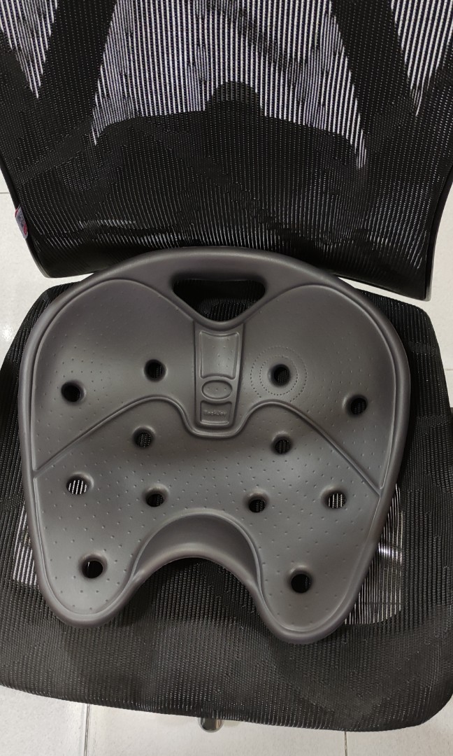 Backjoy Sitsmart Posture Core Black, Furniture & Home Living, Office Furniture & Fixtures on ...