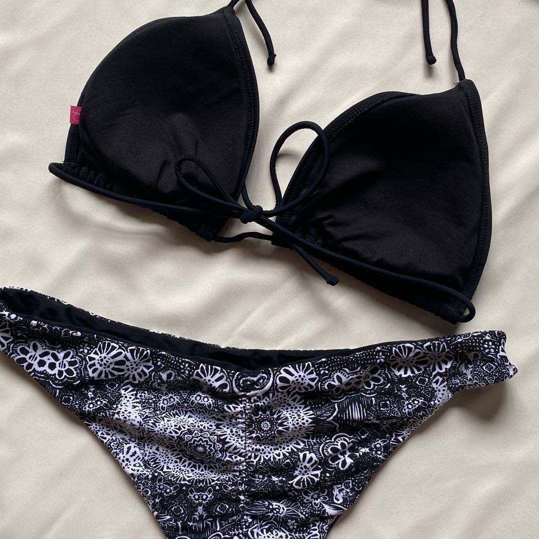 Black triangle top / low-rise cheeky bikini botton, Women's Fashion ...