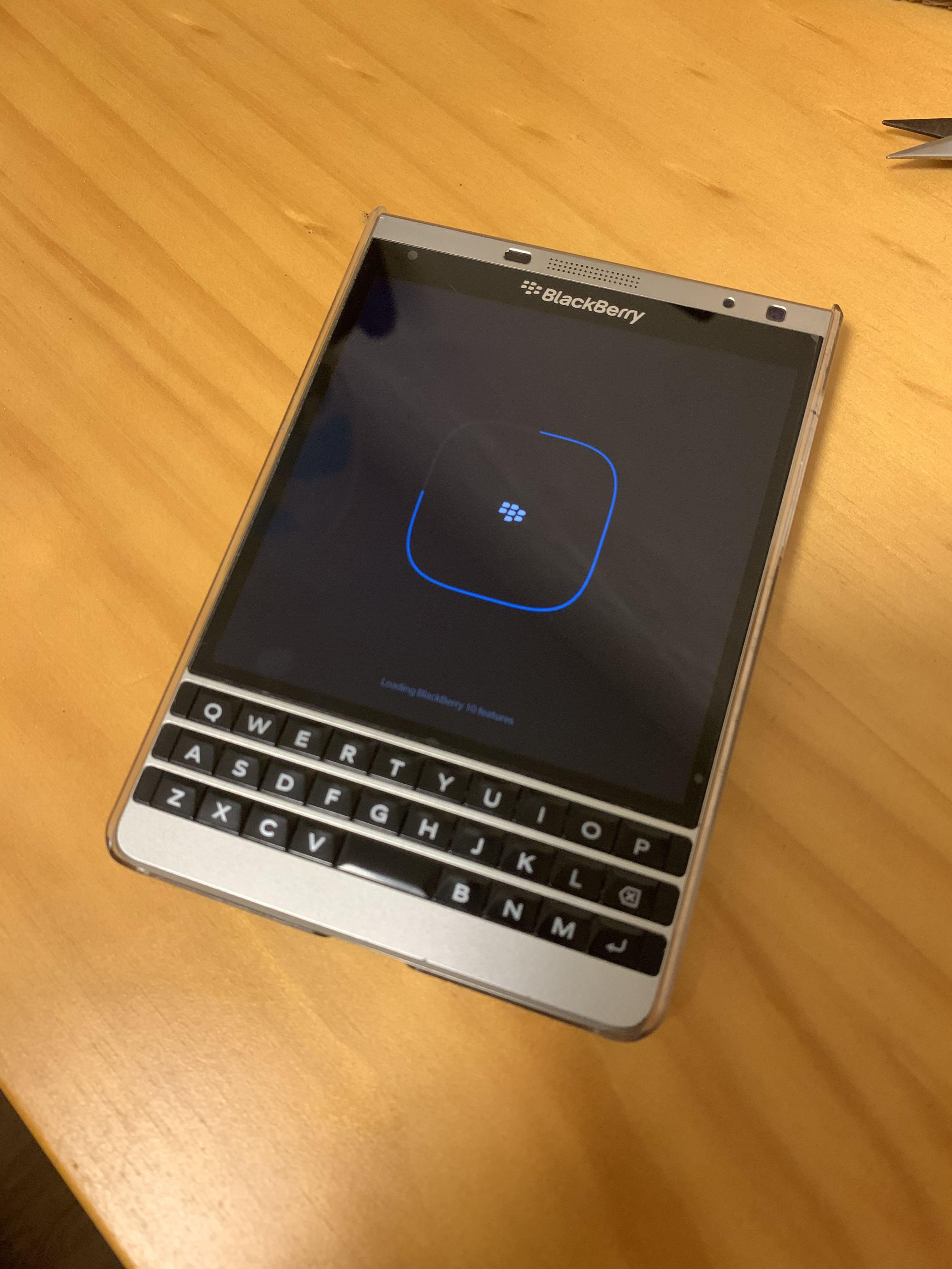 Blackberry passport sliver, Mobile Phones & Gadgets, Mobile Phones ...