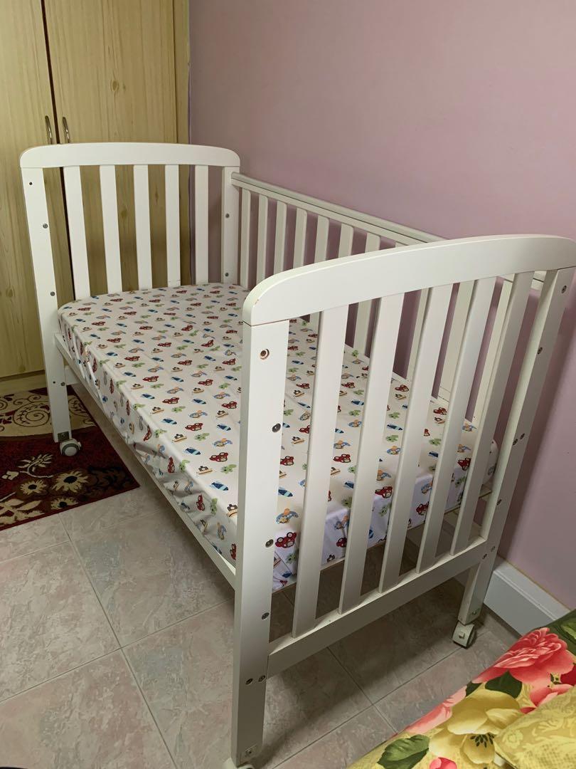 Convertible Baby Cot (125cm x 67cm x 100cm), Babies & Kids, Baby ...