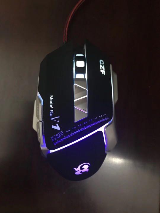 CZF model V1 電競滑鼠, 電腦＆科技, 商務用科技產品 - Carousell