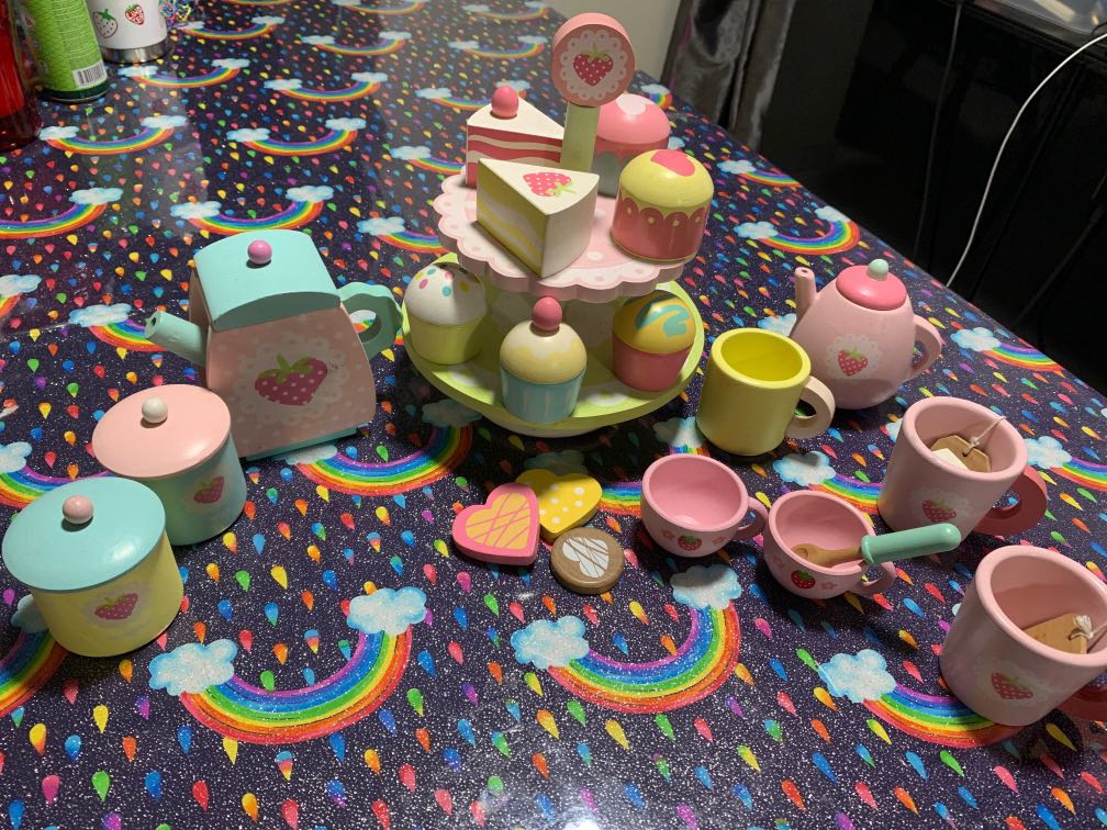 ELC high tea set, Hobbies & Toys, Toys & Games on Carousell