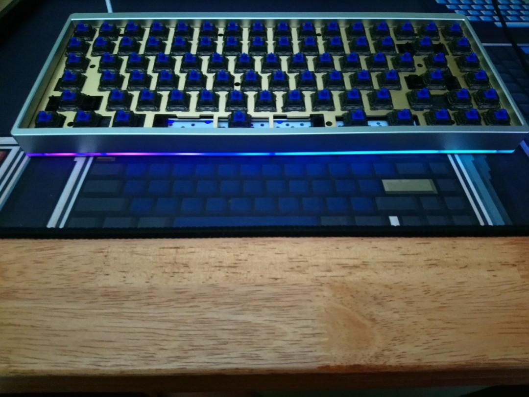 KBD75v2 Silver Mechanical Keyboard, Computers & Tech, Parts ...