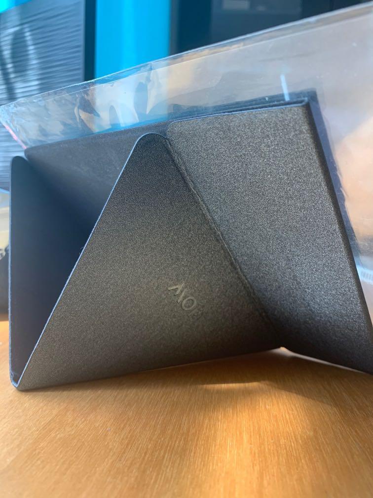 Moft Invisible Tablet Stand for Tablets 9.7”, Mobile Phones & Gadgets, Mobile & Gadget ...