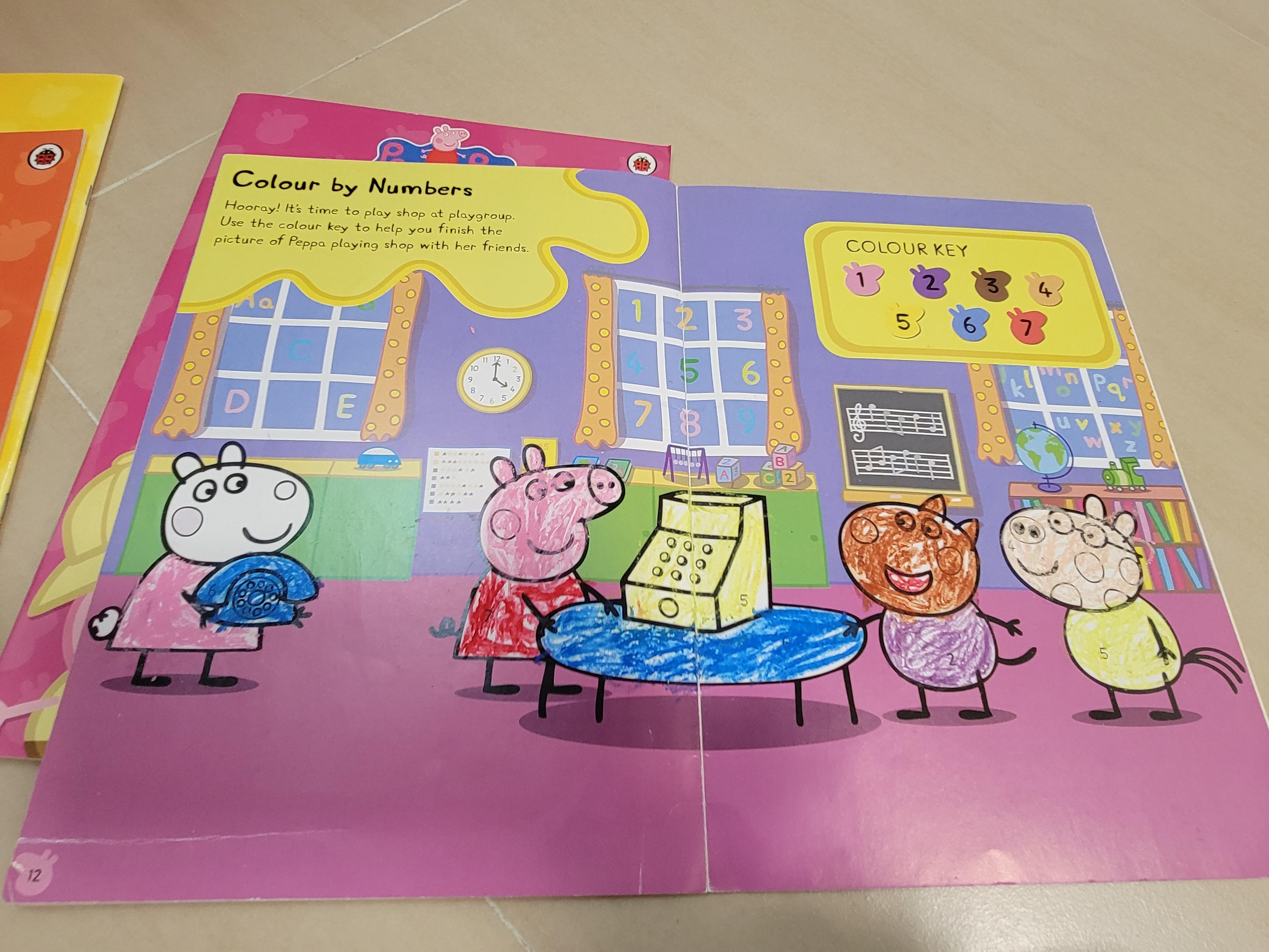Peppa Pig Activity Book/Sticker Book 全5本 共$10, 興趣及遊戲, 書本 & 文具, 小朋友書 ...