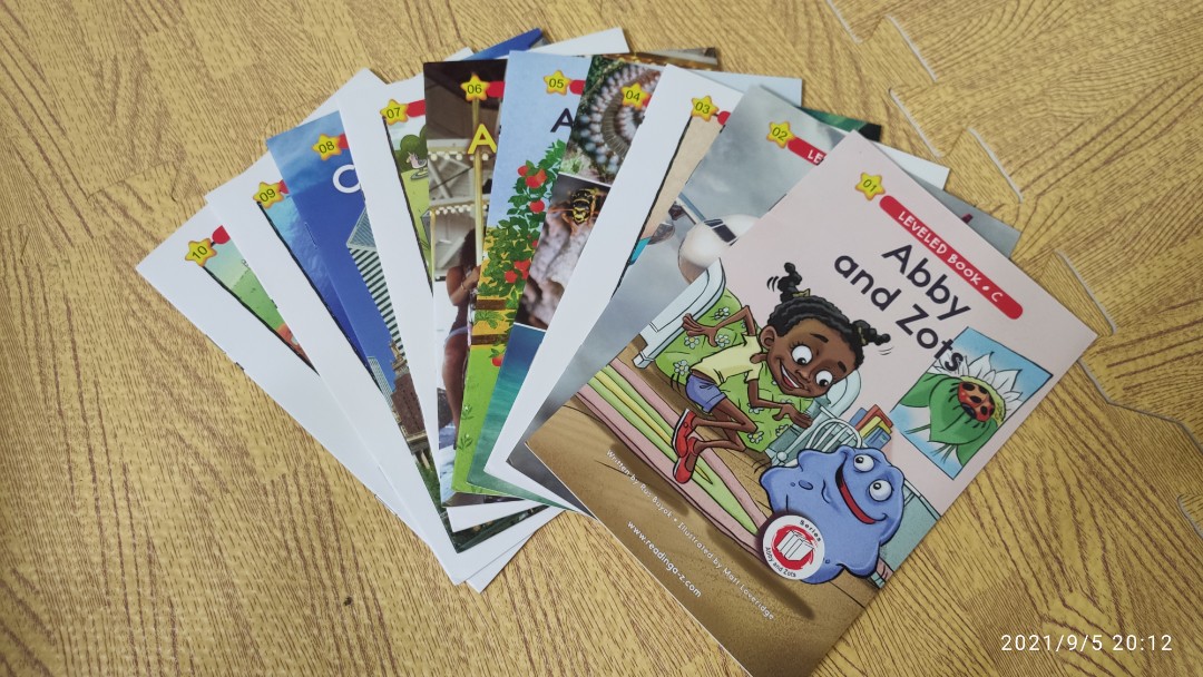 Reading A-Z level C book 1-100, Hobbies & Toys, Books & Magazines ...
